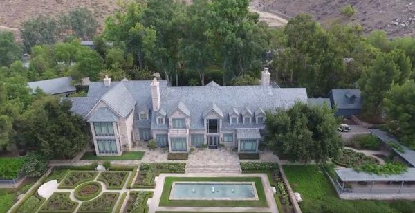 Drone Footage Of Scientology's Massive, Secretive 'Gold Base ...